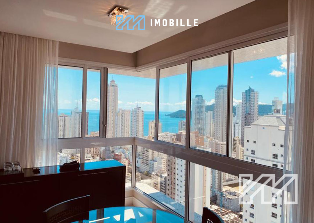 Apartamento no Edifício Biarritz Residence em Balneário Camboriú com 135m² privativos. - Imobille